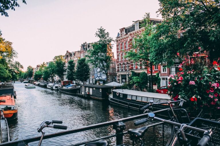 Best Time to Visit Amsterdam: A Guide for Every Season - Keralam ...